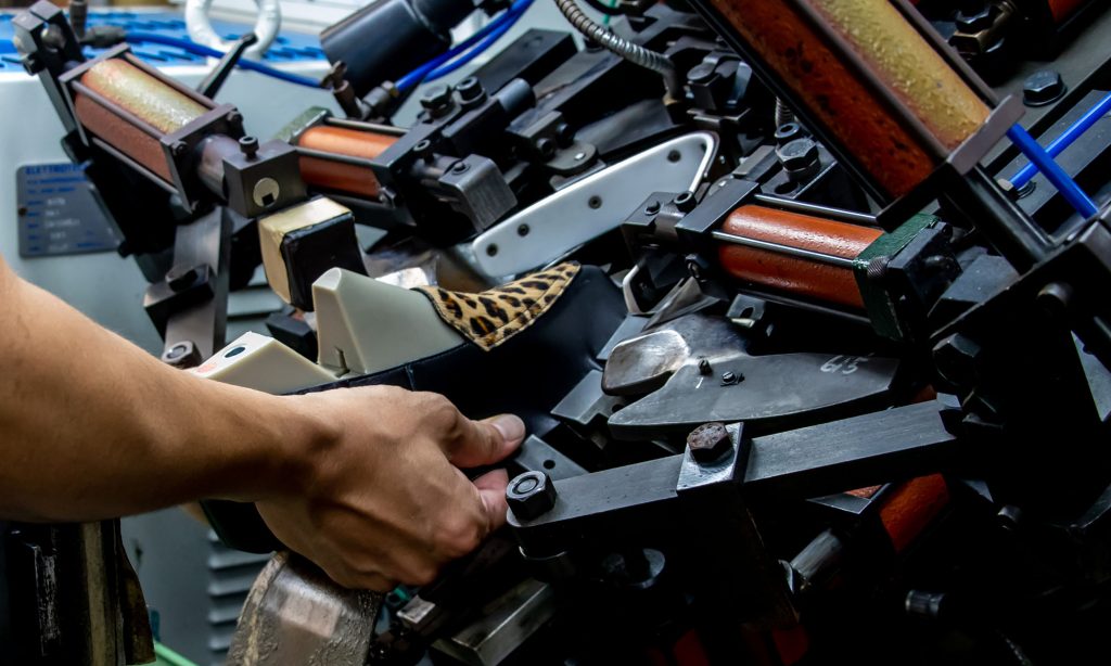 会社概要 – Sunny Shoes